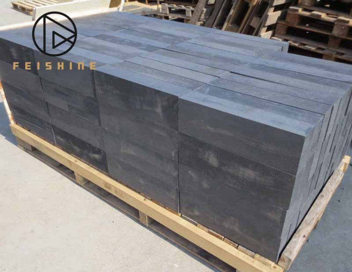 石墨块_高密度石墨块_高强度石墨块_高纯石墨块_青岛腾瑞炭素